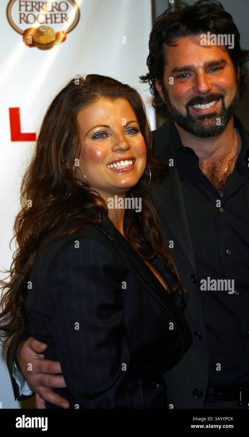 Yasmine bleeth and paul cerrito hi-res stock photography and images - Alamy
