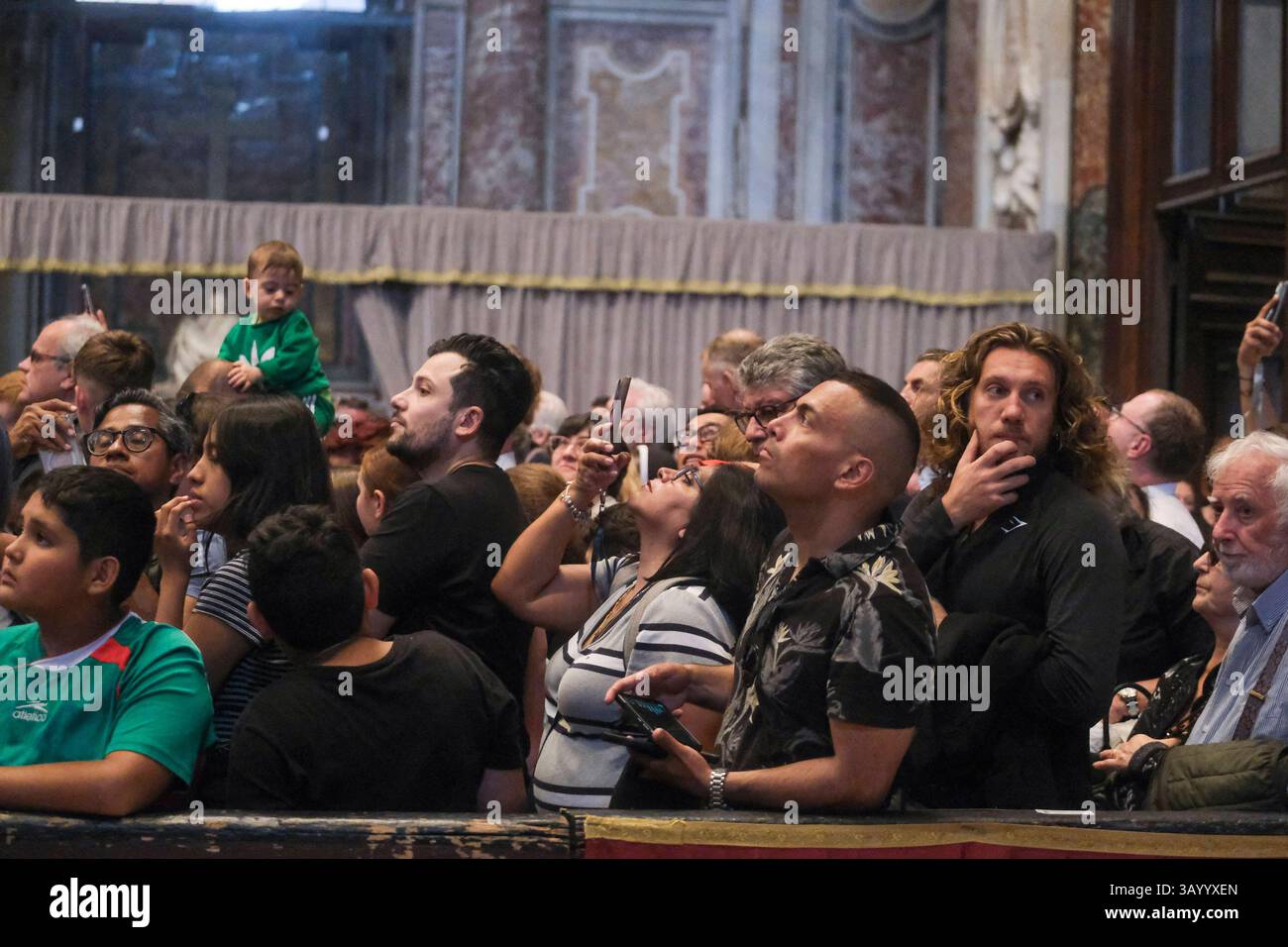 Pope Francis lies in state in St Peter s Basilica at the Vatican ...