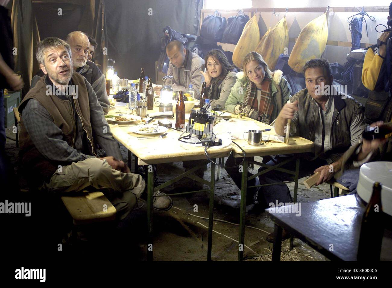 Piper perabo 2004 hi-res stock photography and images - Alamy