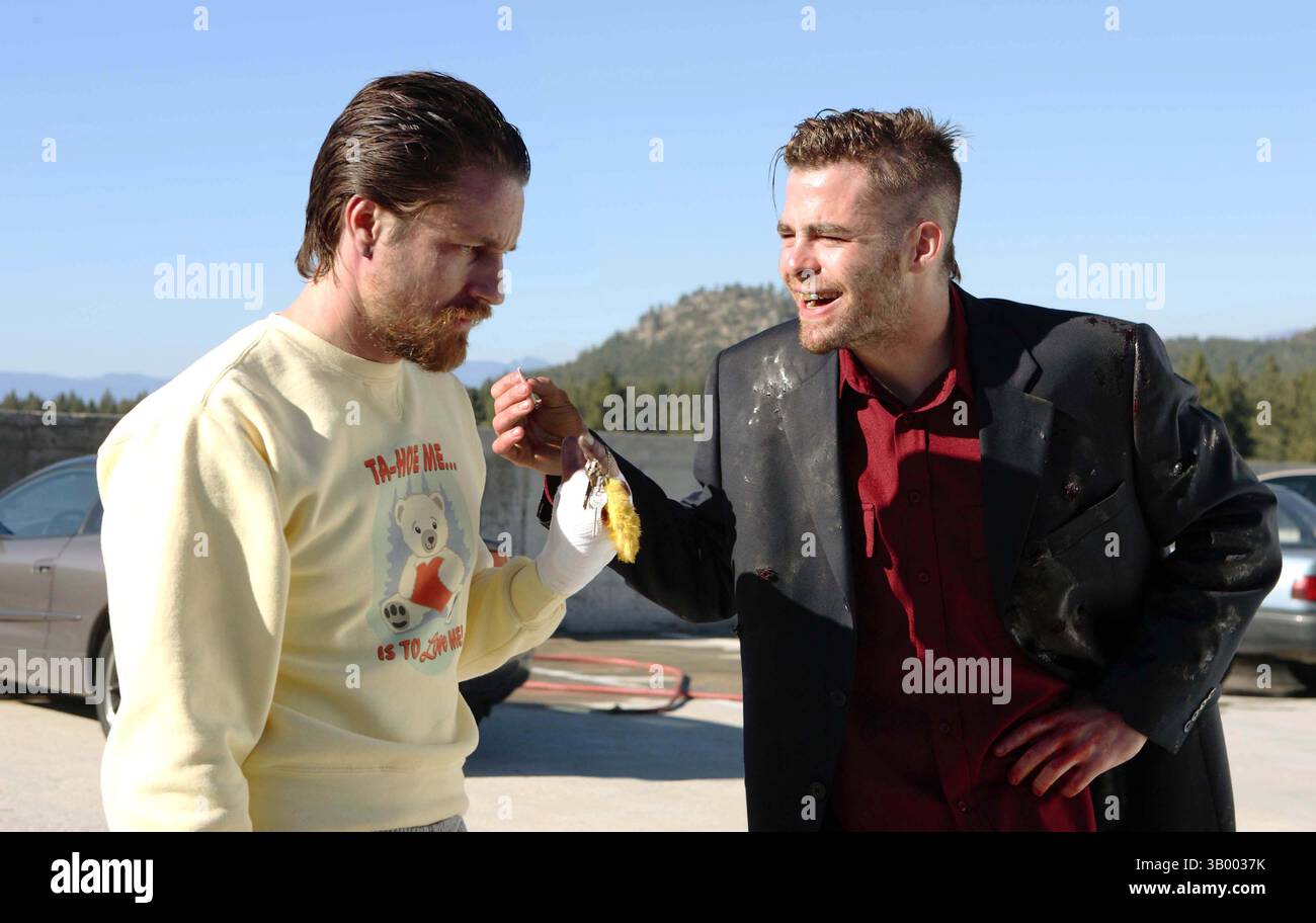 Martin henderson chris pine smokin hi-res stock photography and images ...