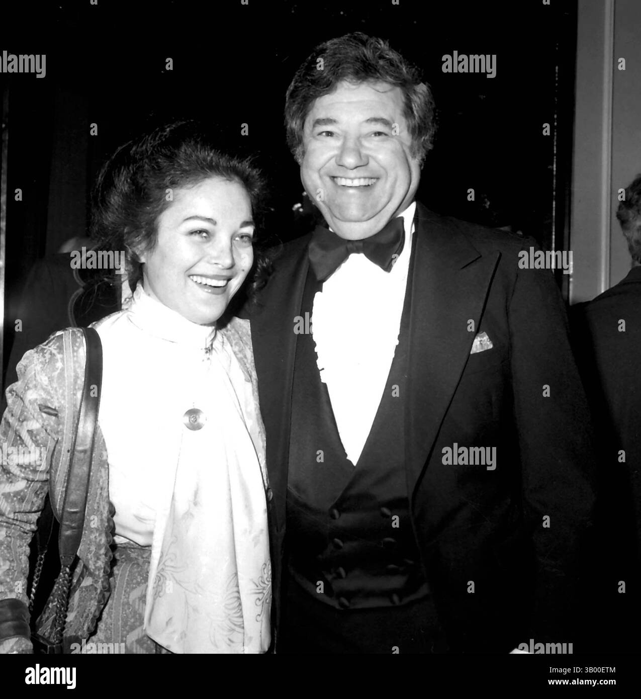 May 22, 2008 - WARREN COWAN AND CAROL CONNORS. PHOTOS, INC ...