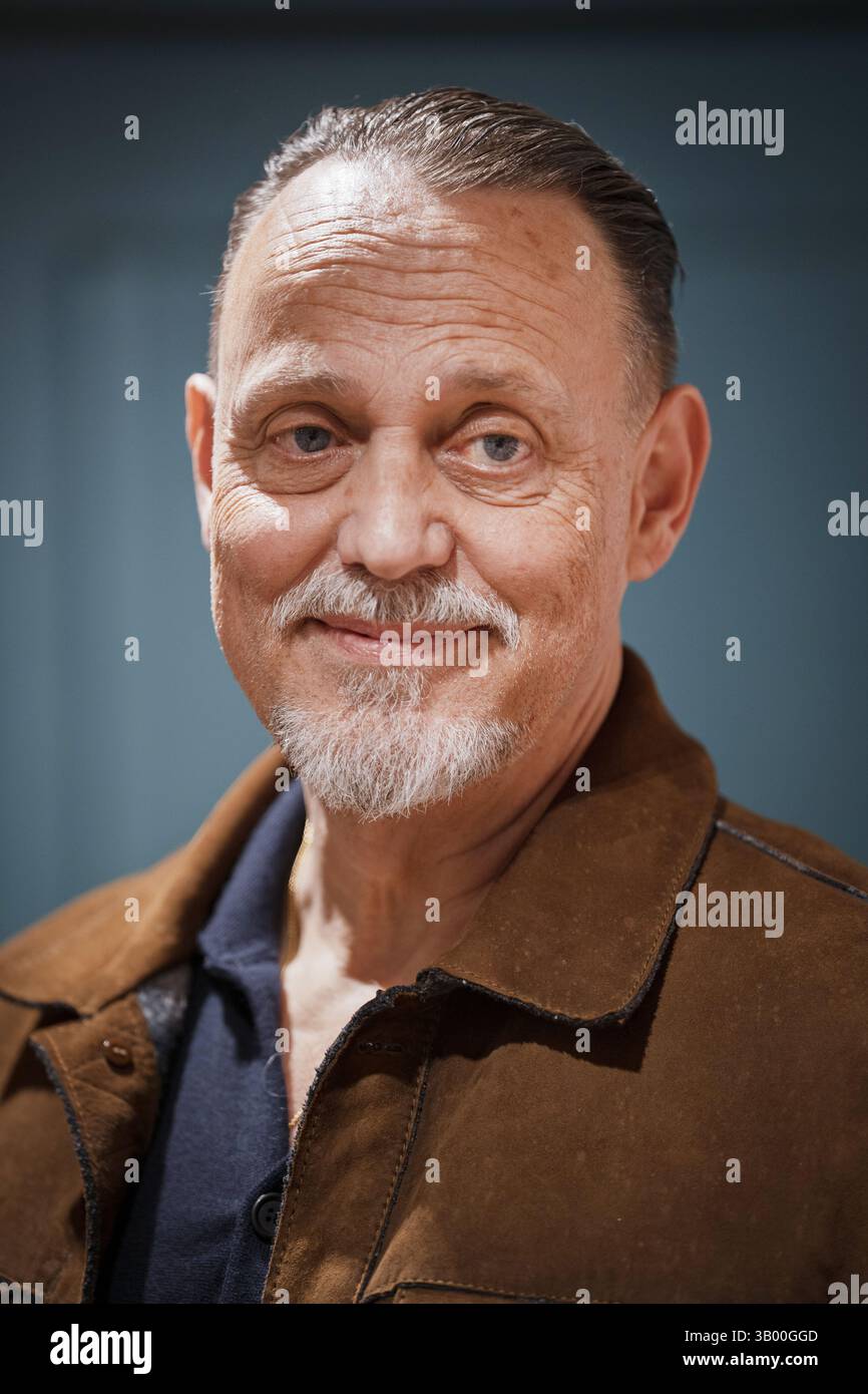 DEN HAAG - Portrait of soccer writer Hugo Borst. ANP LINA SELG ...