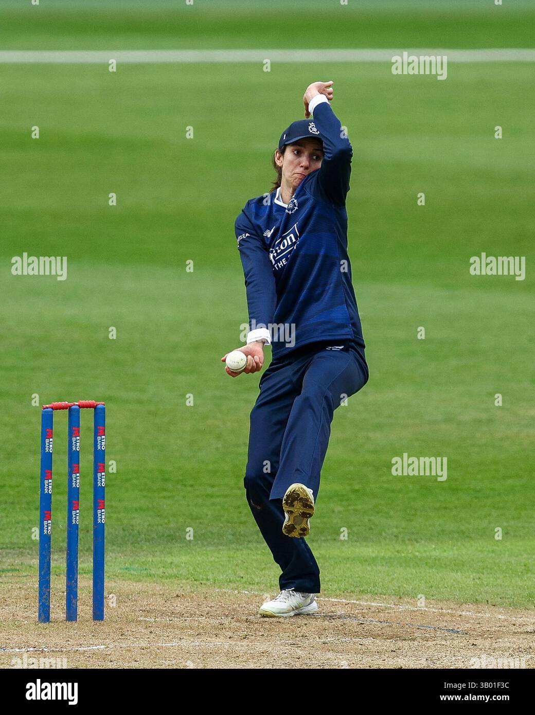 Birmingham, UK. 23rd Apr, 2025. #88, Charli Knott of Hampshire in ...