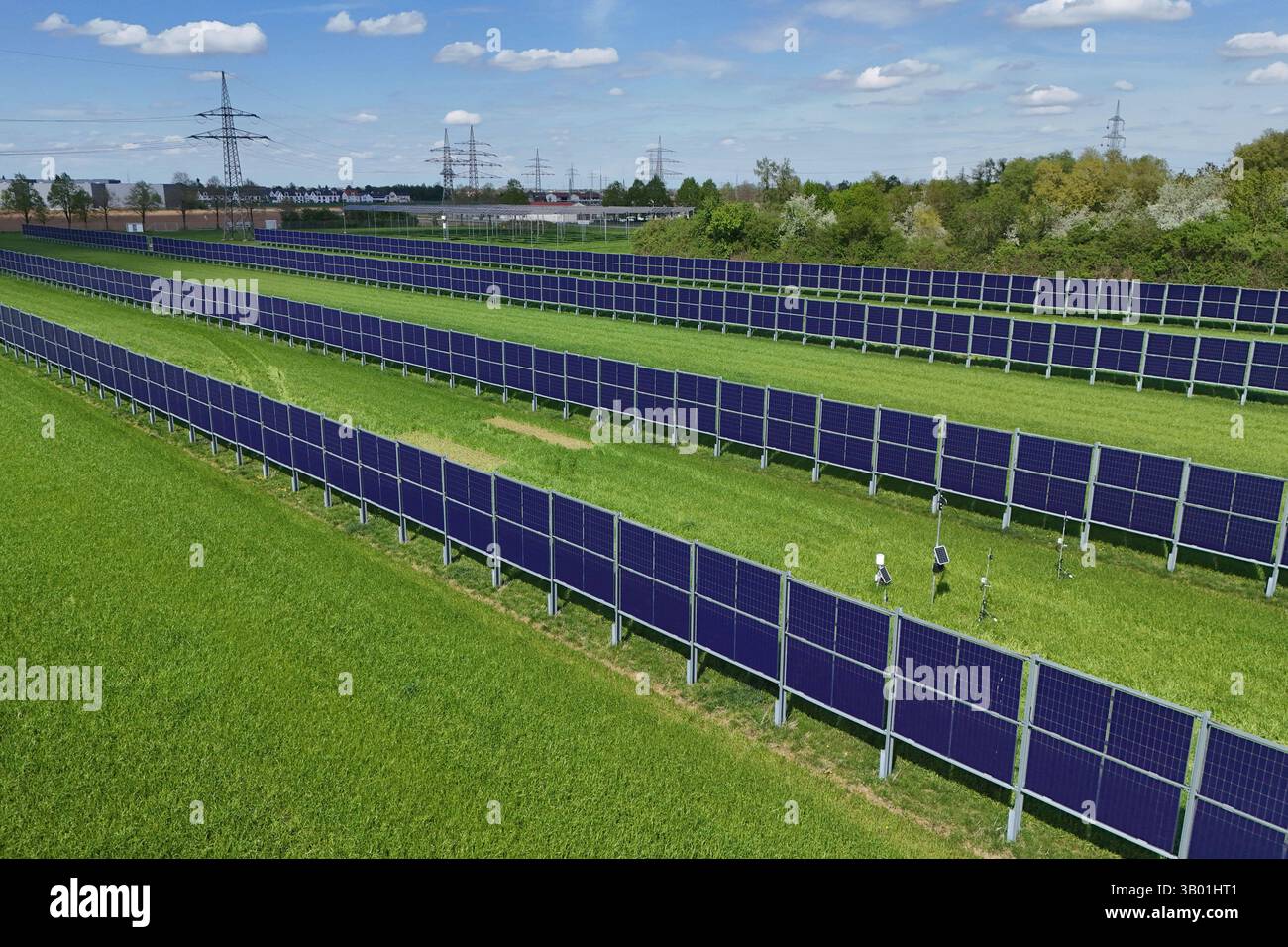 Vertikal Agri-PV-Forschungs- und Demonstrationsanlage auf dem ...