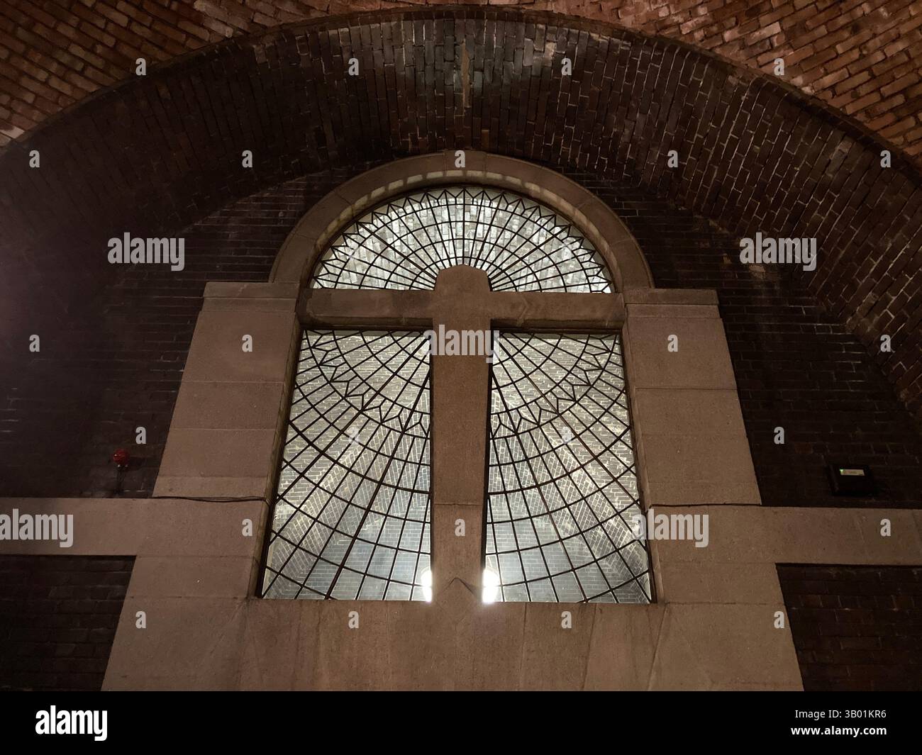 Liverpool Metropolitan Cathedral. Lutyens Crypt below. Arches and ...