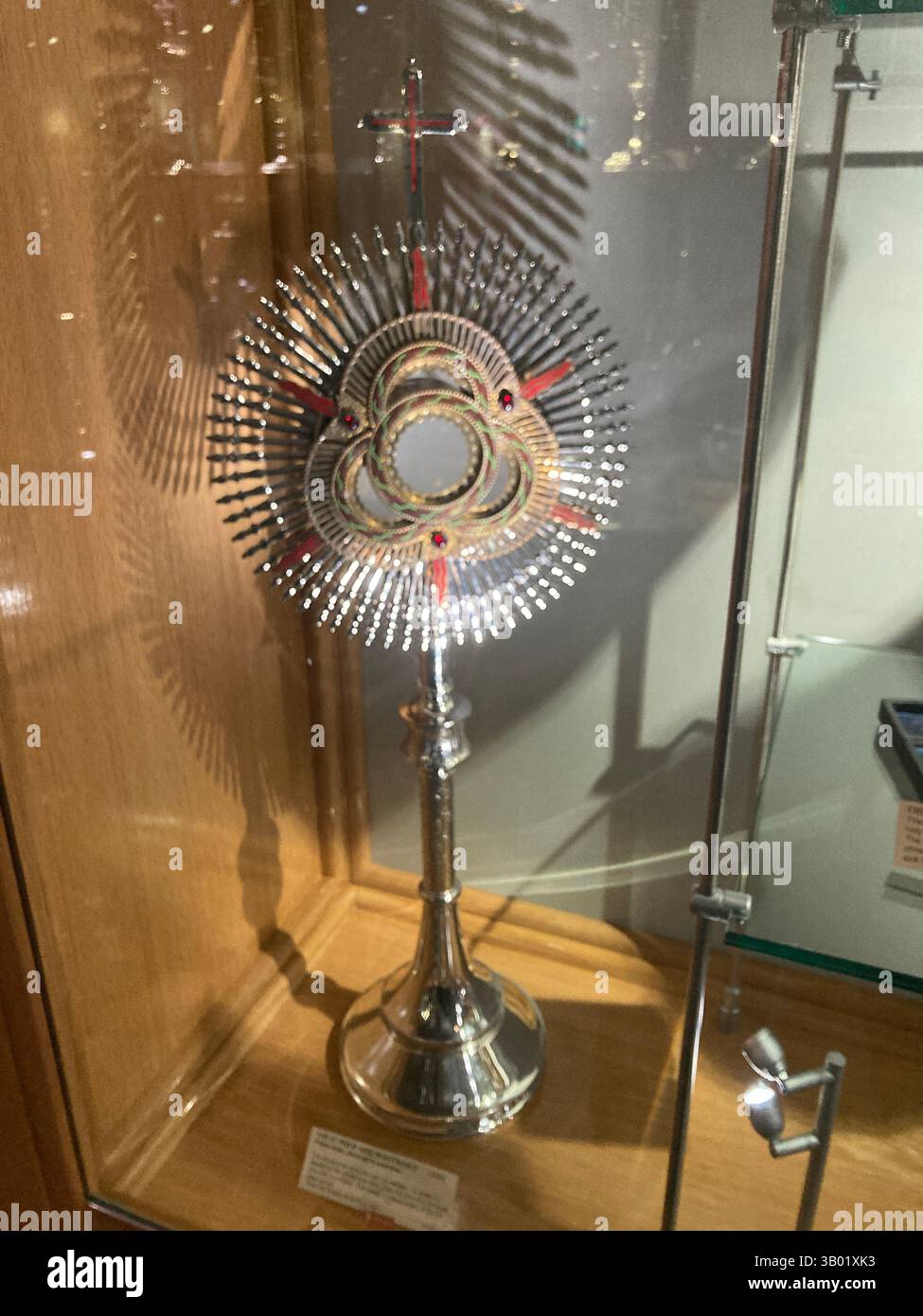 Liverpool Metropolitan Cathedral. Lutyens Crypt below. Arches and ...