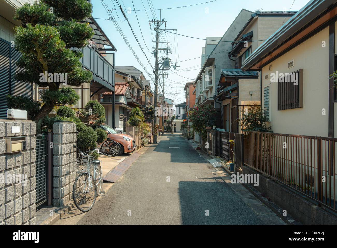 Quiet and cozy alley residential in japanese neighborhood with ...