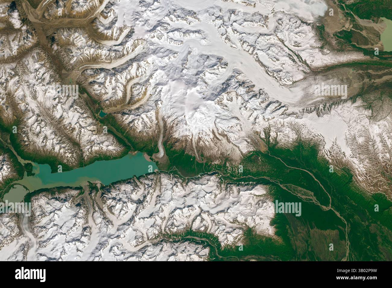 Alaska’s Mount Spurr volcano in June covered with ice and sow Stock ...