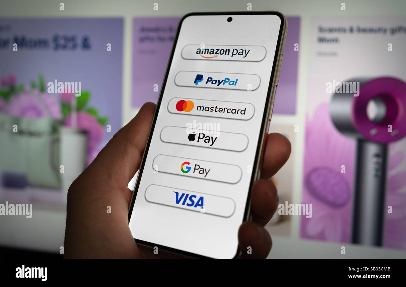 Digital payment apps hi-res stock photography and images - Alamy