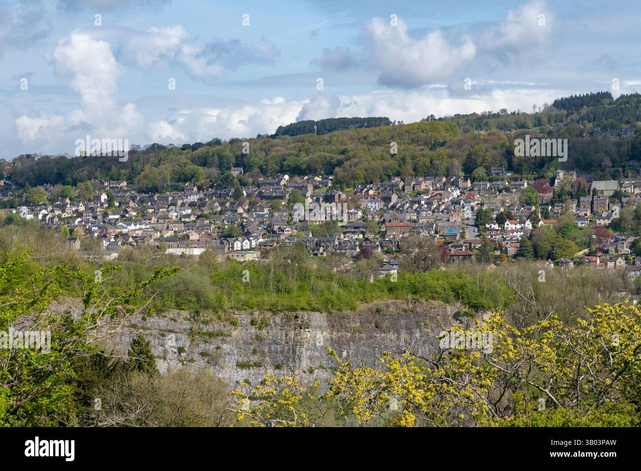 The town of Matlock seen from High Tor in Derbyshire, England Stock ...