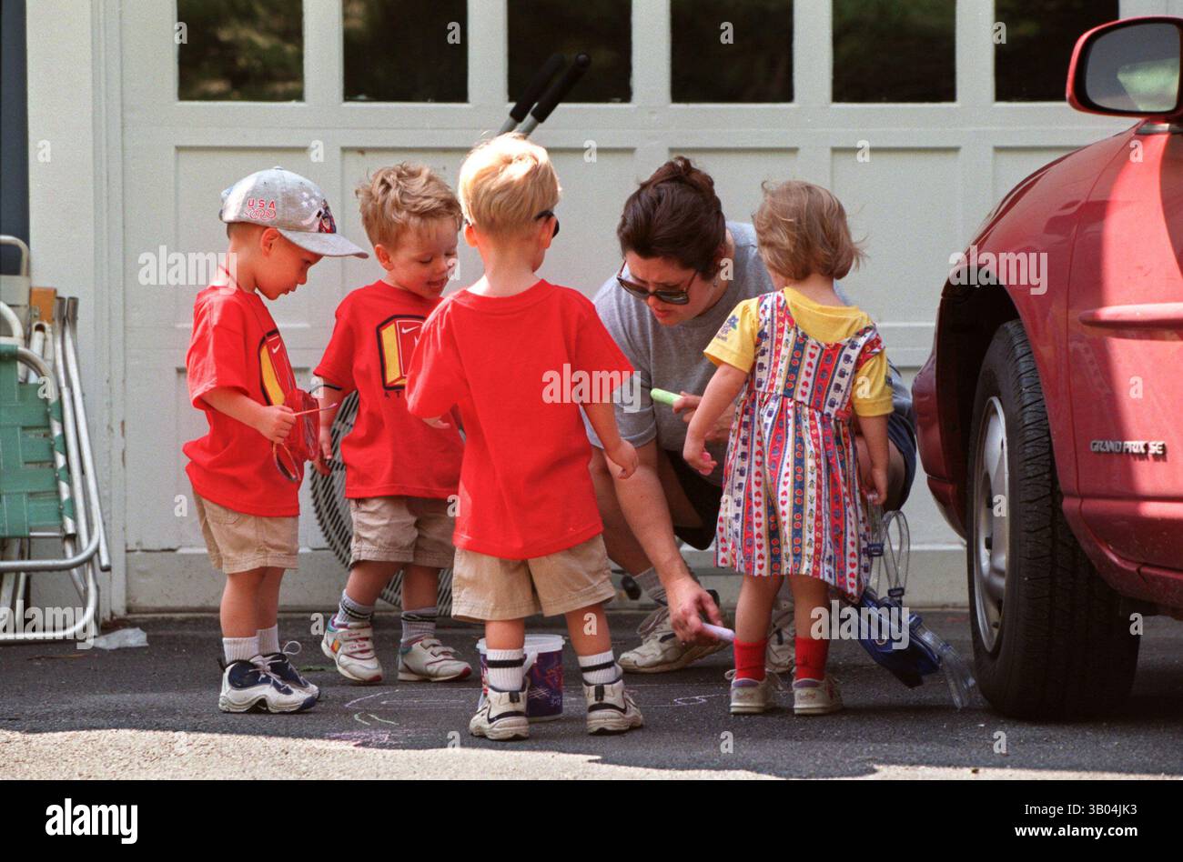 With her children her children frankie left hi-res stock photography ...