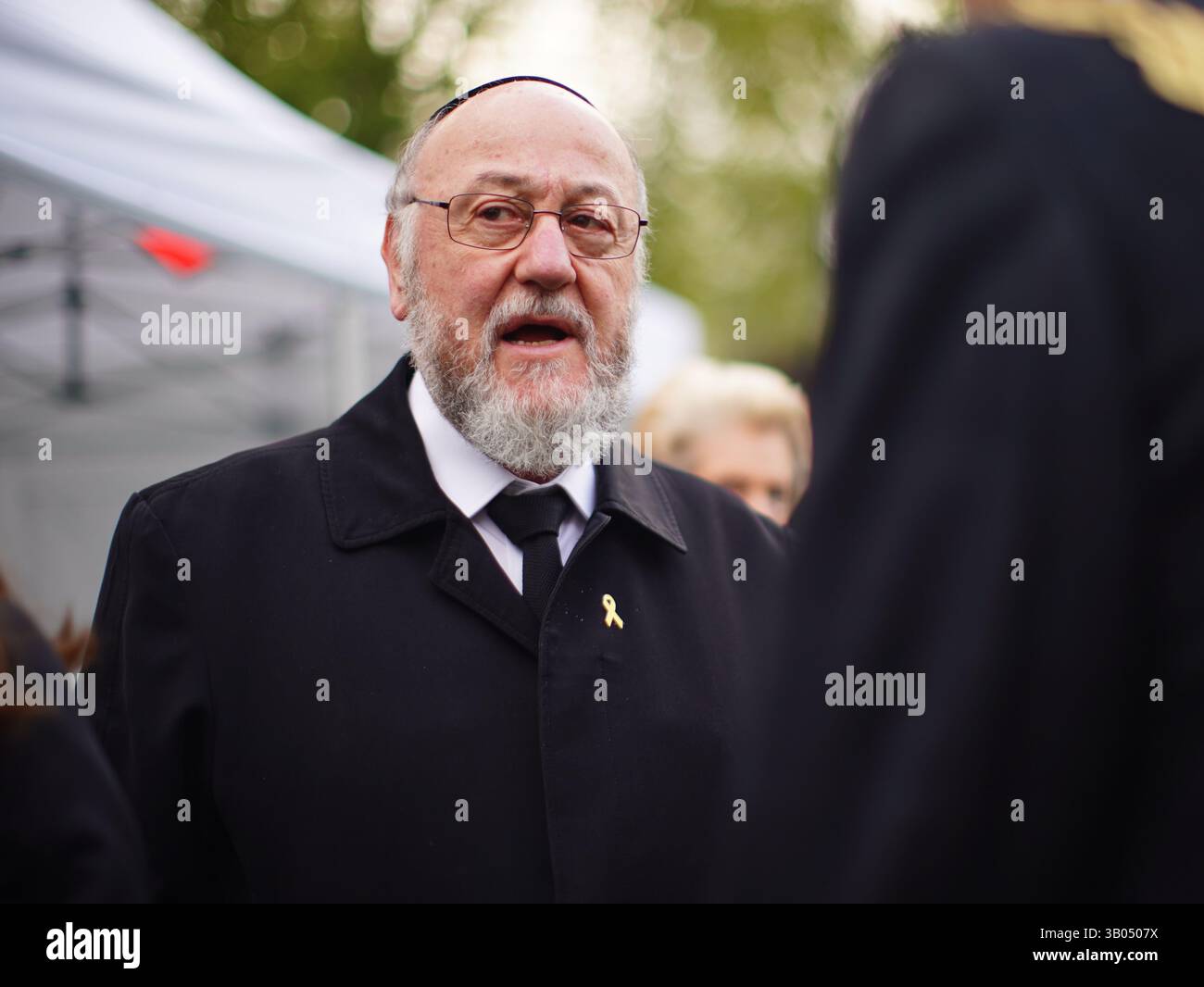 Chief Rabbi Sir Ephraim Mirvis at the 80th Anniversary National Yom ...
