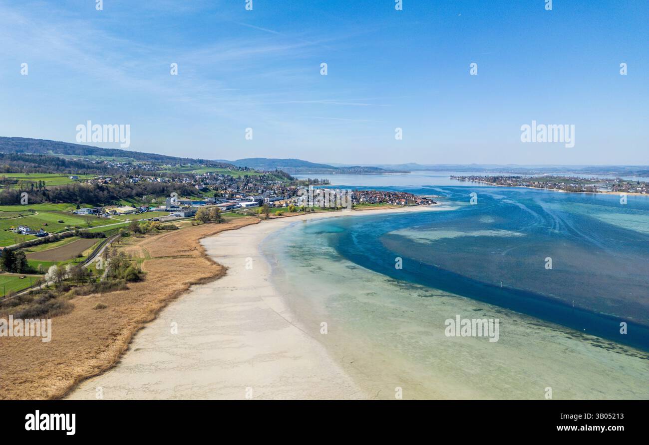 Ermatingen, Switzerland, 5th Apr 2025: View over Lake Constance to the ...