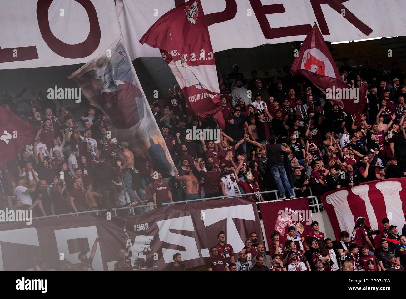 Torino, Italia. 23rd Apr, 2025. torino fans during the Serie A soccer ...