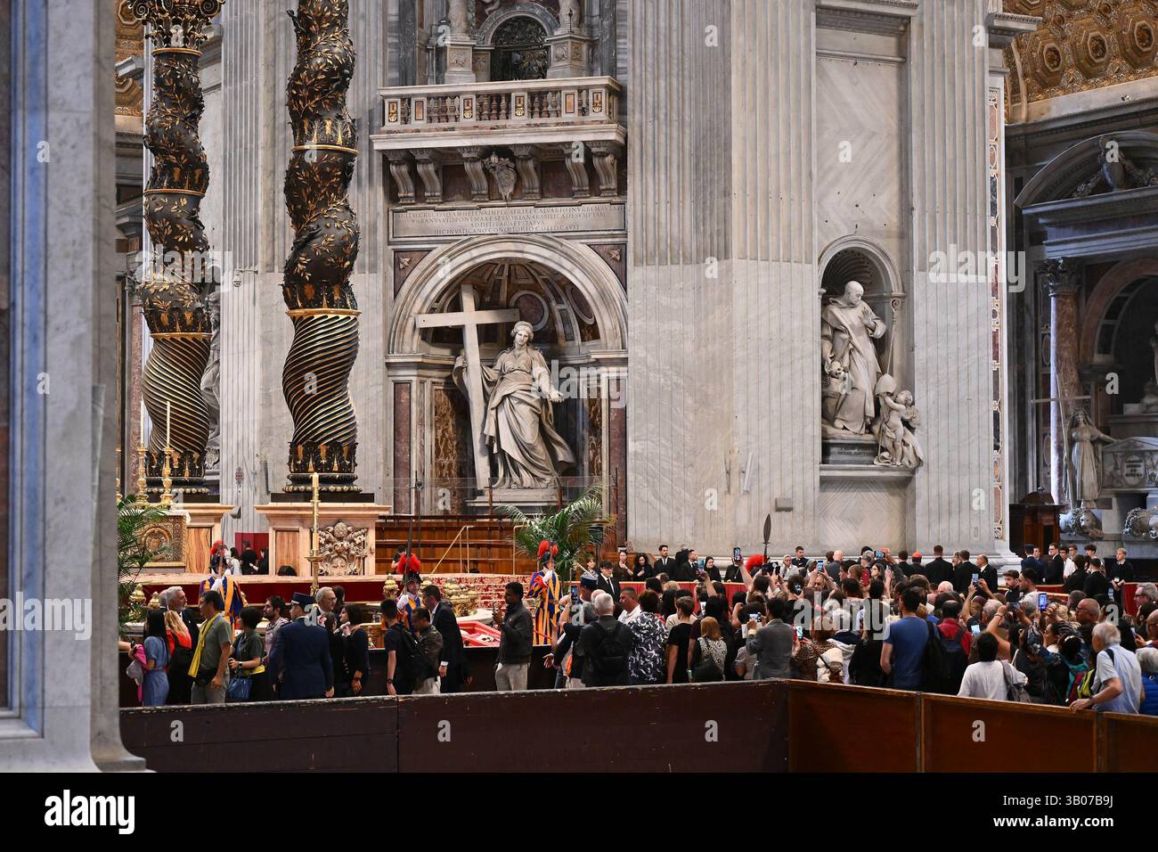 The Body Of Pope Francis Is Transferred To The Basilica St Peter To Lie ...