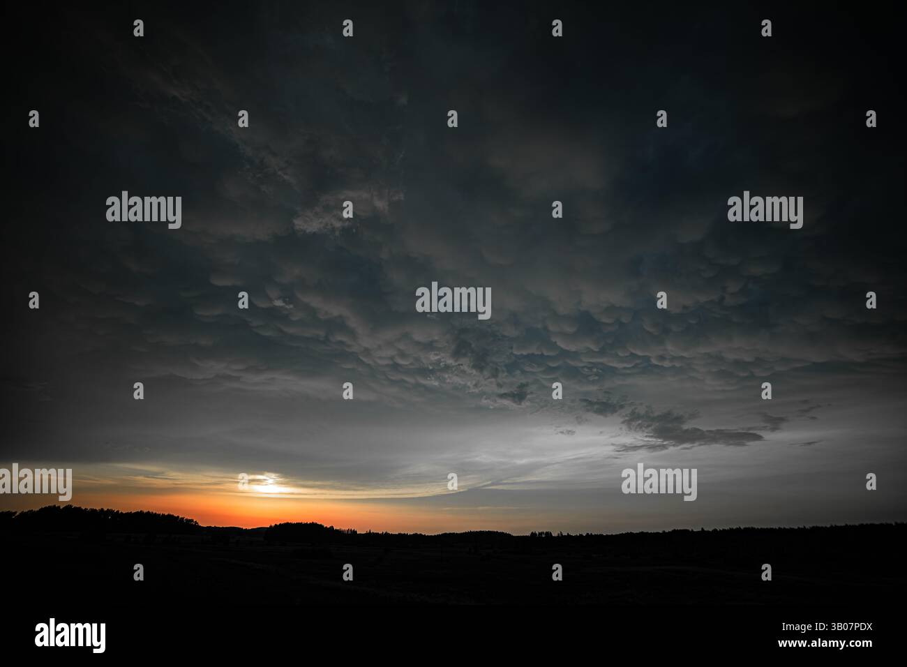 Clouds formation in sky moves hi-res stock photography and images - Alamy