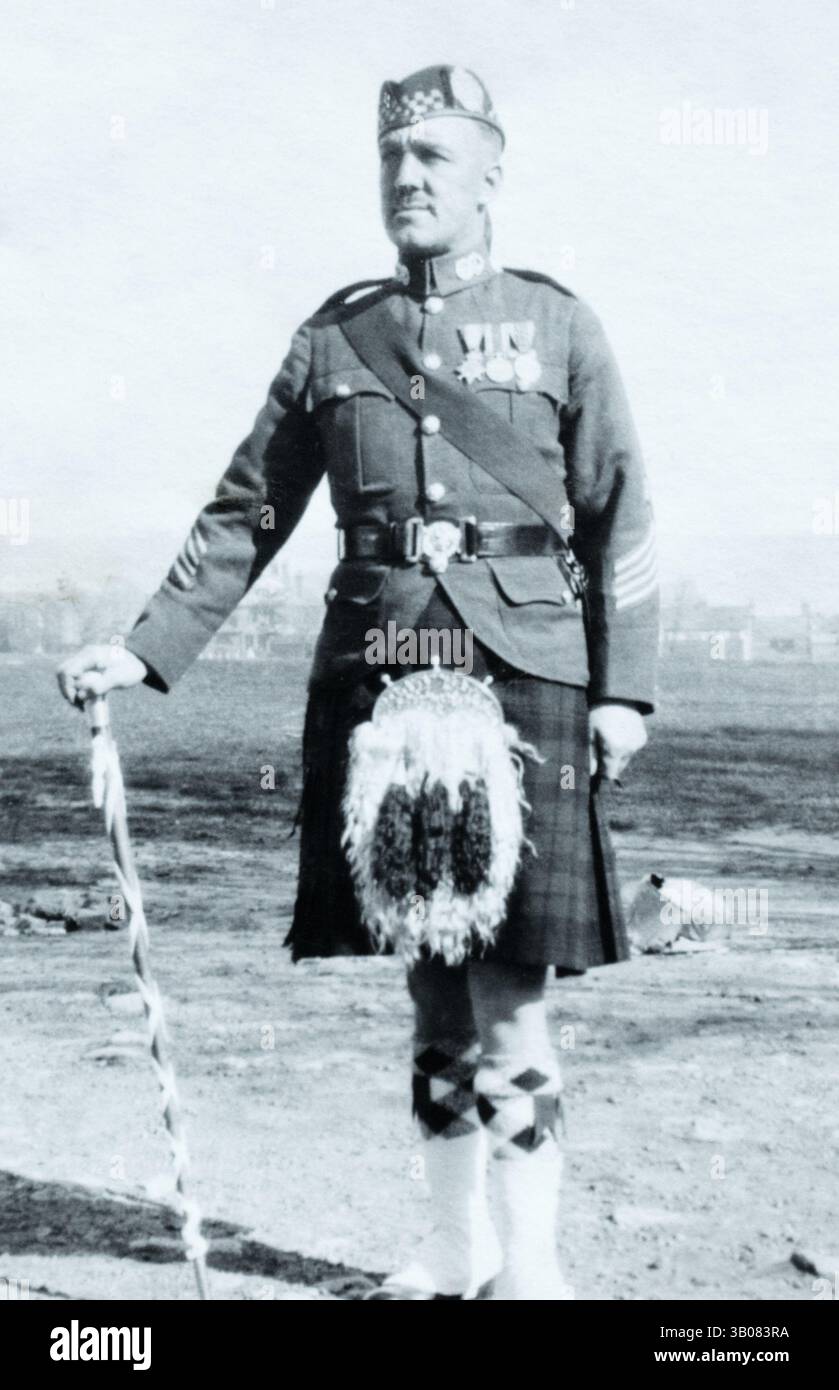 A Drum Major of the Argyll and Sutherland Highlanders wearing his First ...