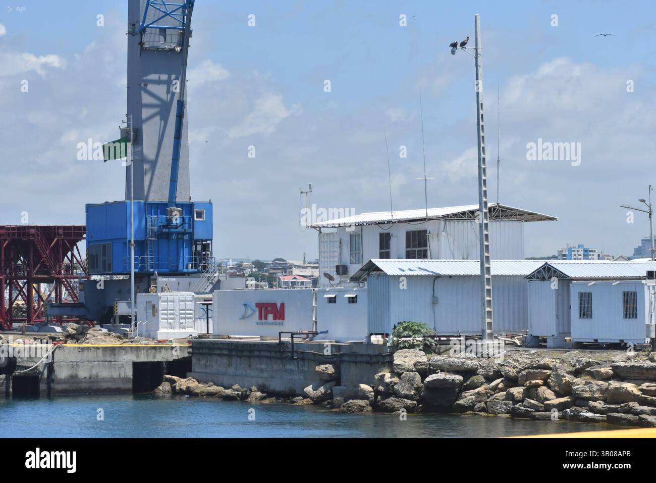 MANTA PUERTO AMERP Manta, April 23, 2025 Tour of the facilities of the ...