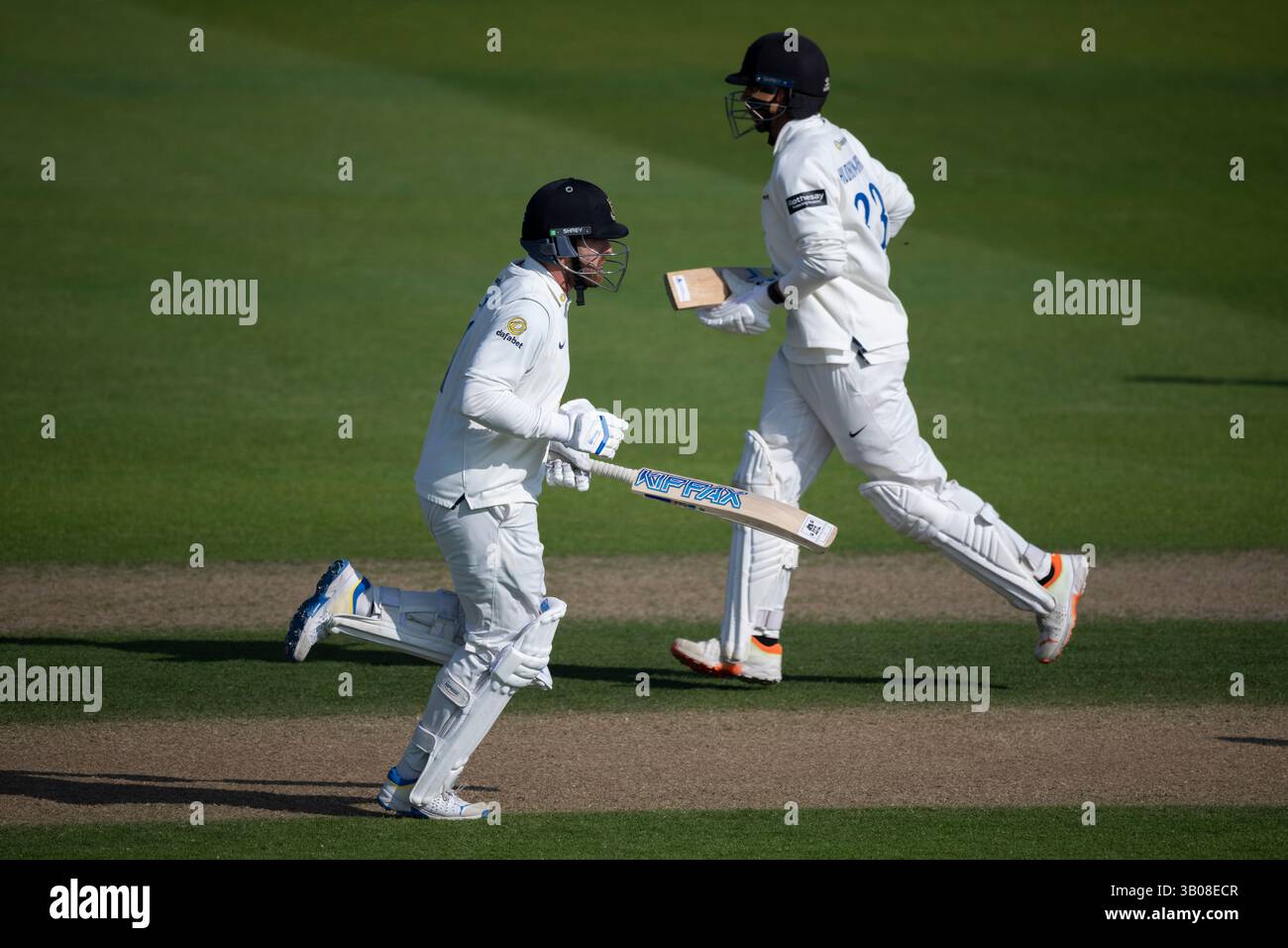 Sussex county crickety club player hi-res stock photography and images ...