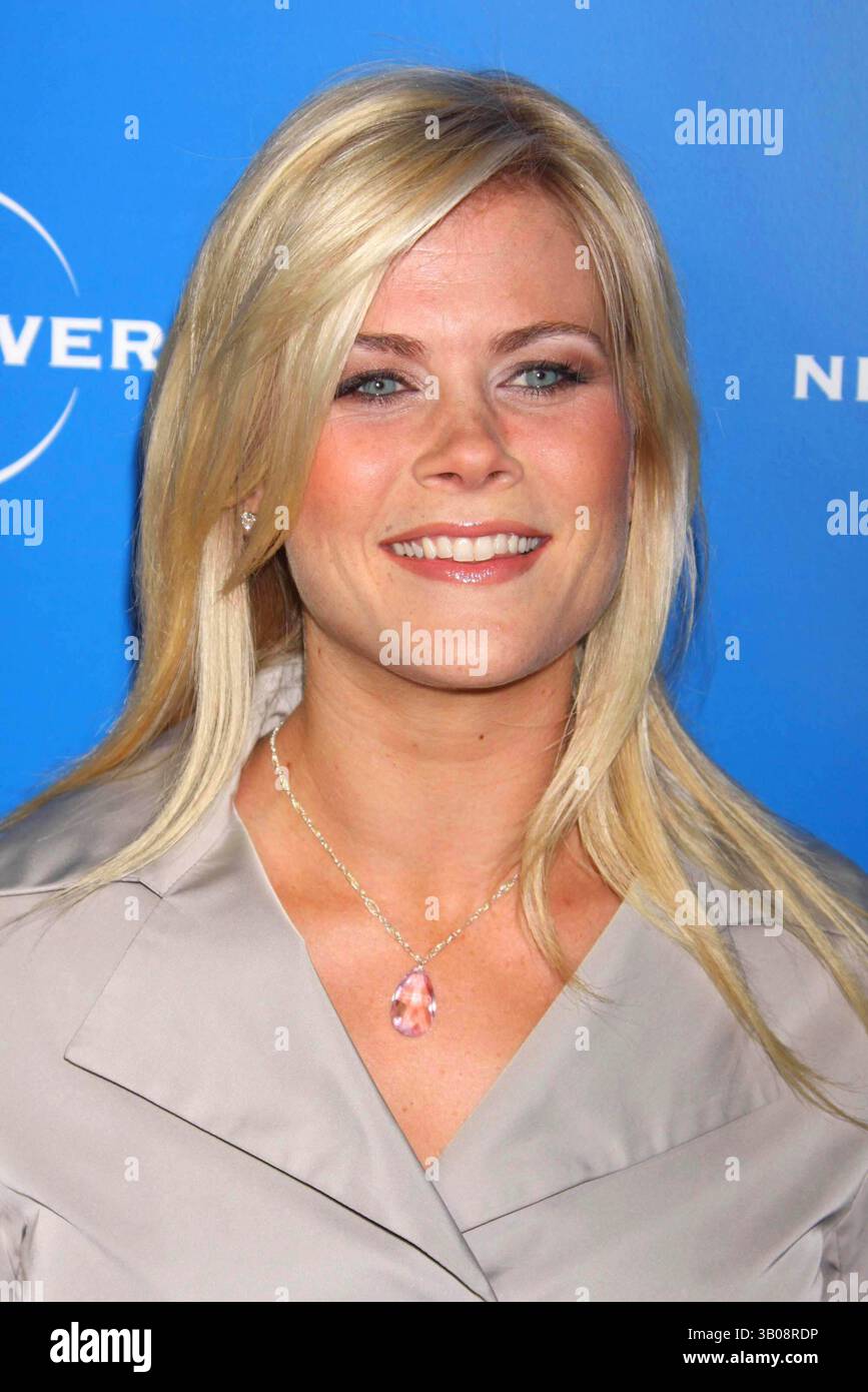 May 8, 2007 - New York, New York, U.S. - ALISON SWEENEY ARRIVING AT THE ...