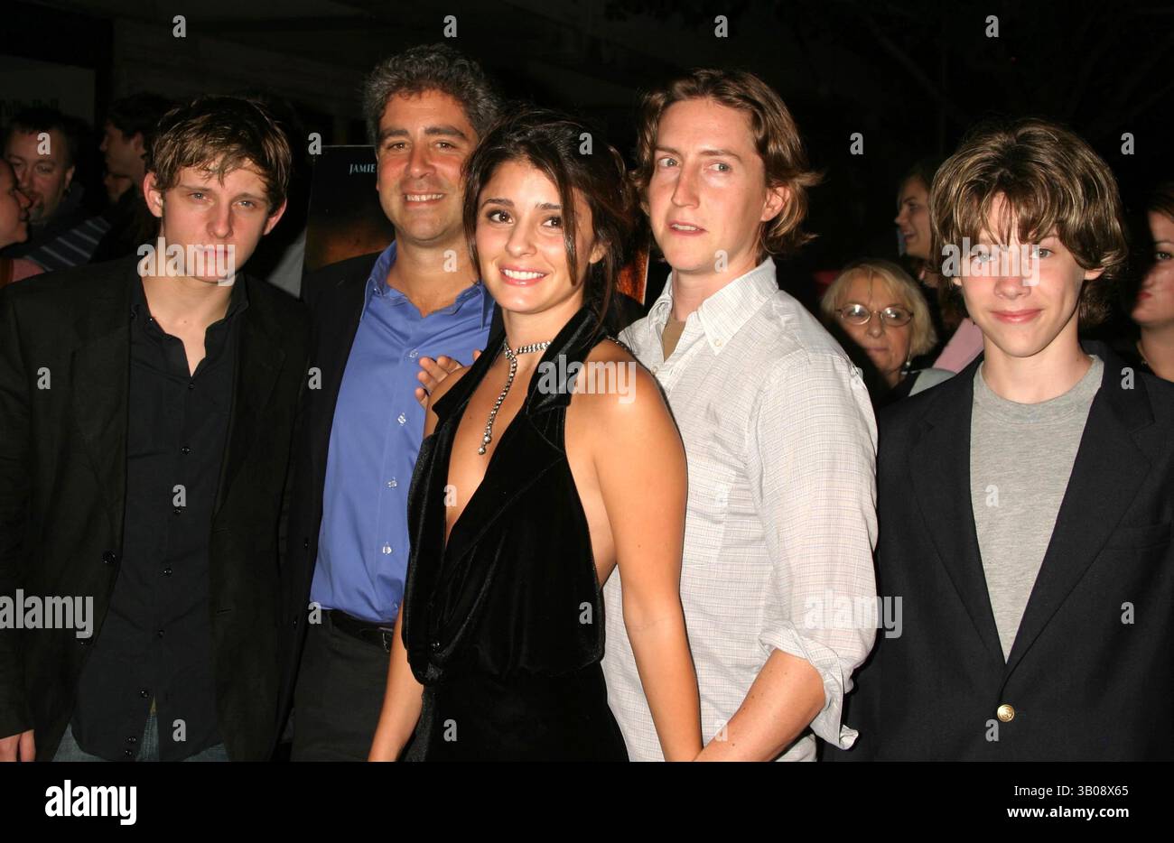 Jamie bell shiri appleby undertow hi-res stock photography and images ...