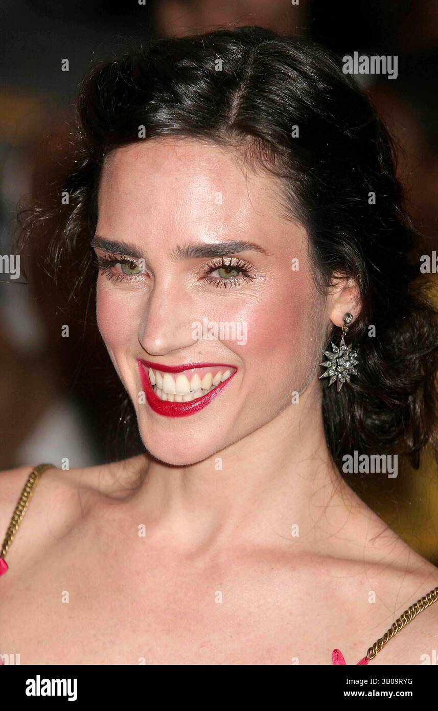 June 27, 2005 - New York, New York, U.S. - JENNIFER CONNELLY ARRIVING ...