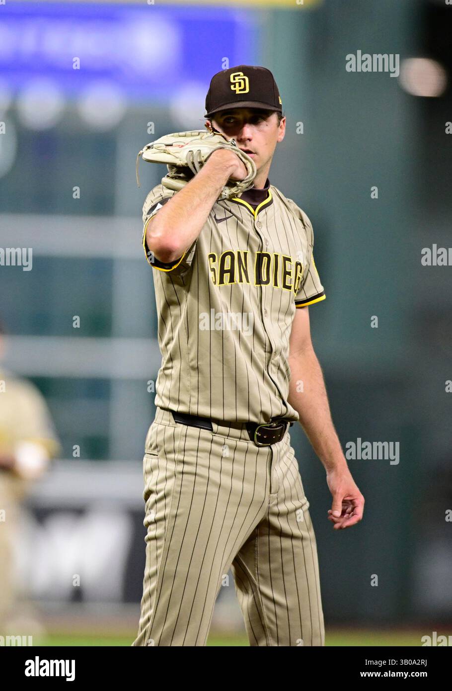 San Diego Padres starting pitcher Kyle Hart (68) gets a signal in the ...