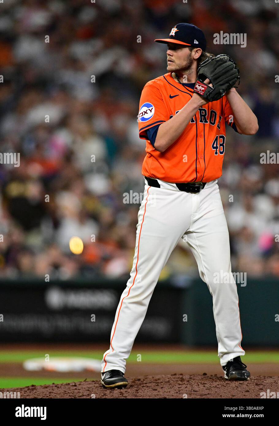 Houston Astros pitcher Steven Okert (48) in the sixth inning during the ...