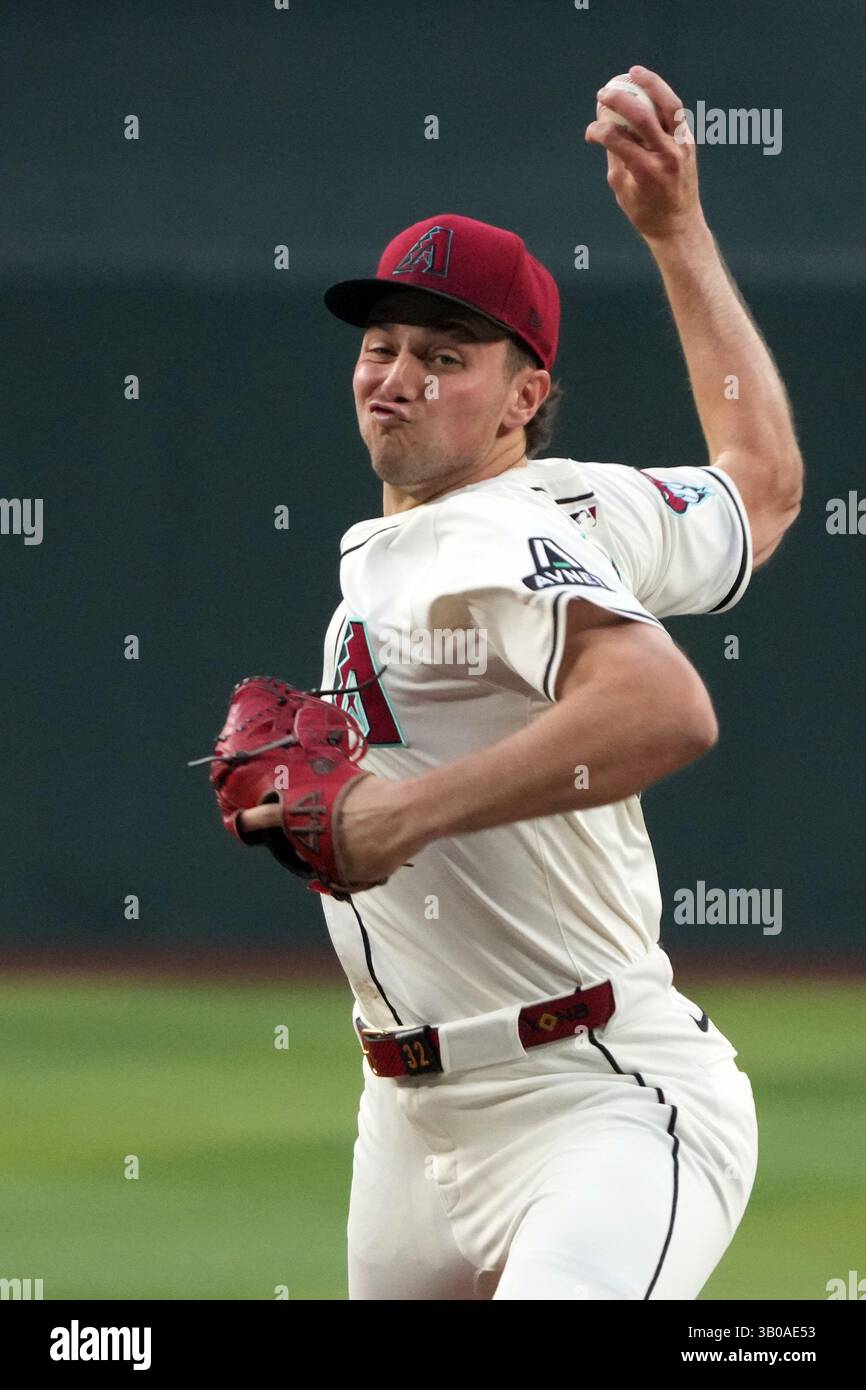Arizona Diamondbacks pitcher Brandon Pfaadt (32) against the Tampa Bay ...