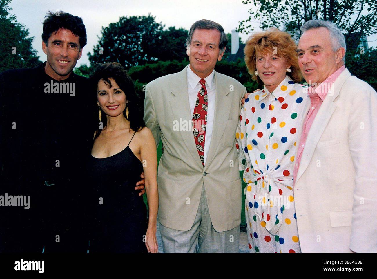 Susan lucci 1994 hi-res stock photography and images - Alamy