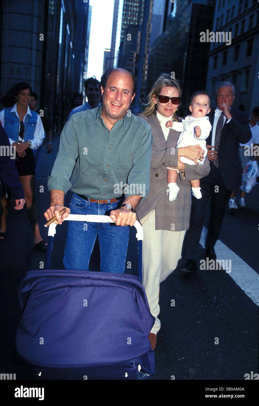 Jan. 25, 2006 - New York, New York, U.S. - K2559HMc.RON PERELMAN AND ...