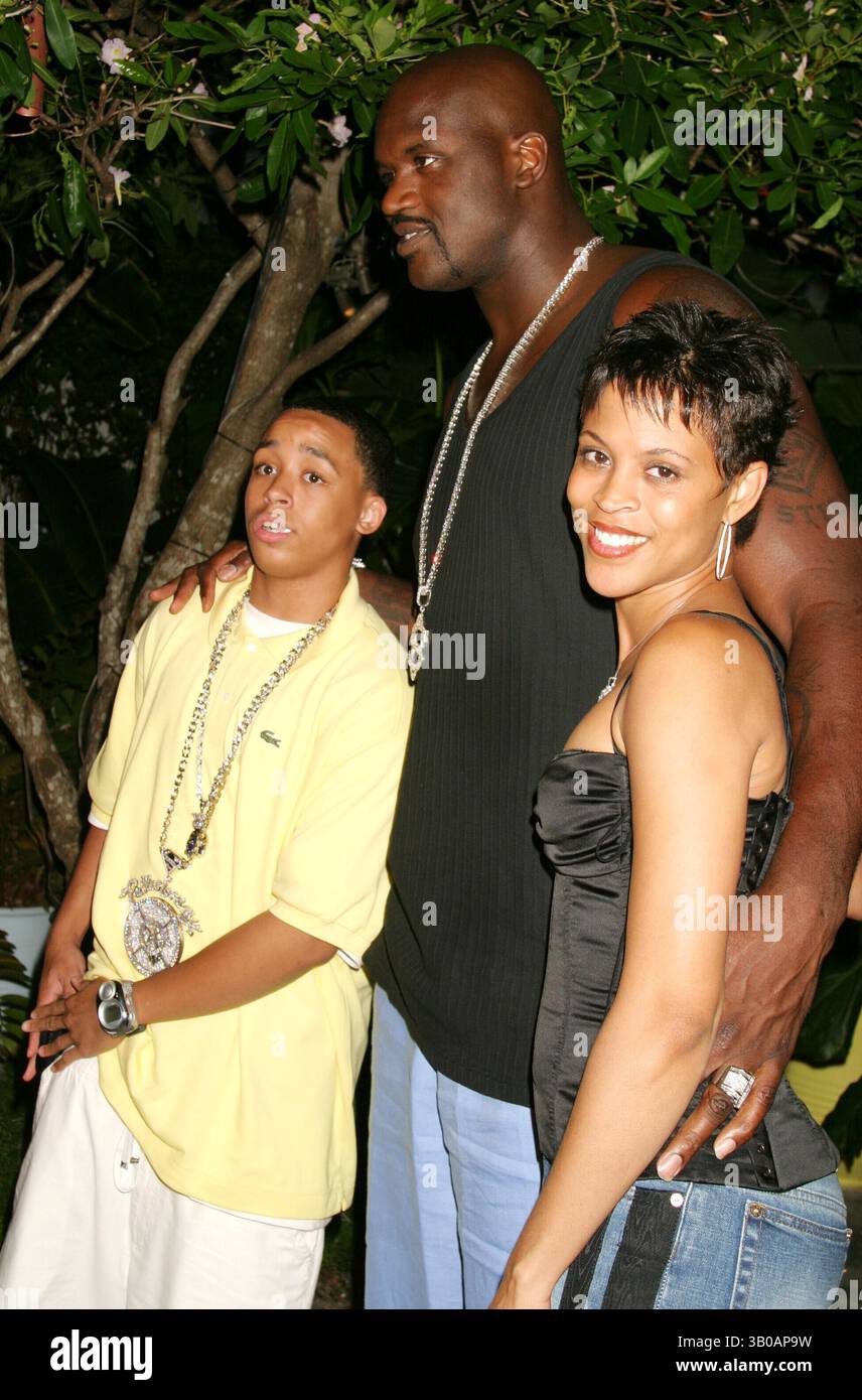 Aug. 29, 2004 - New York, New York, U.S. - SHAQUILLE O'NEAL WITH HIS ...