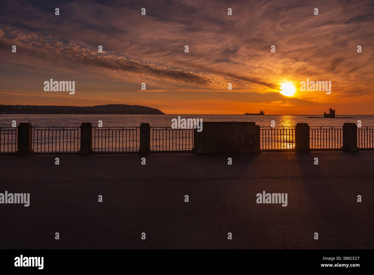 DOUGLAS BAY, ISLE OF MAN Stock Photo - Alamy