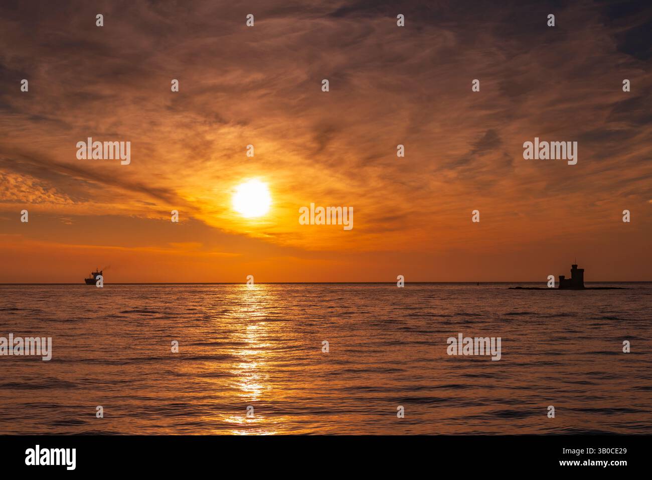 SUNRISE OVER DOUGLAS BAY, ISLE OF MAN Stock Photo - Alamy