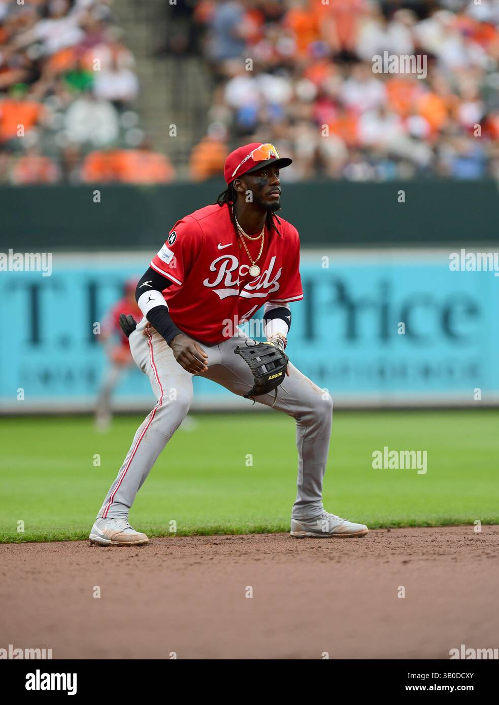 BALTIMORE, MD - APRIL 19: Reds shortstop Elly De La Cruz (44) waits for ...