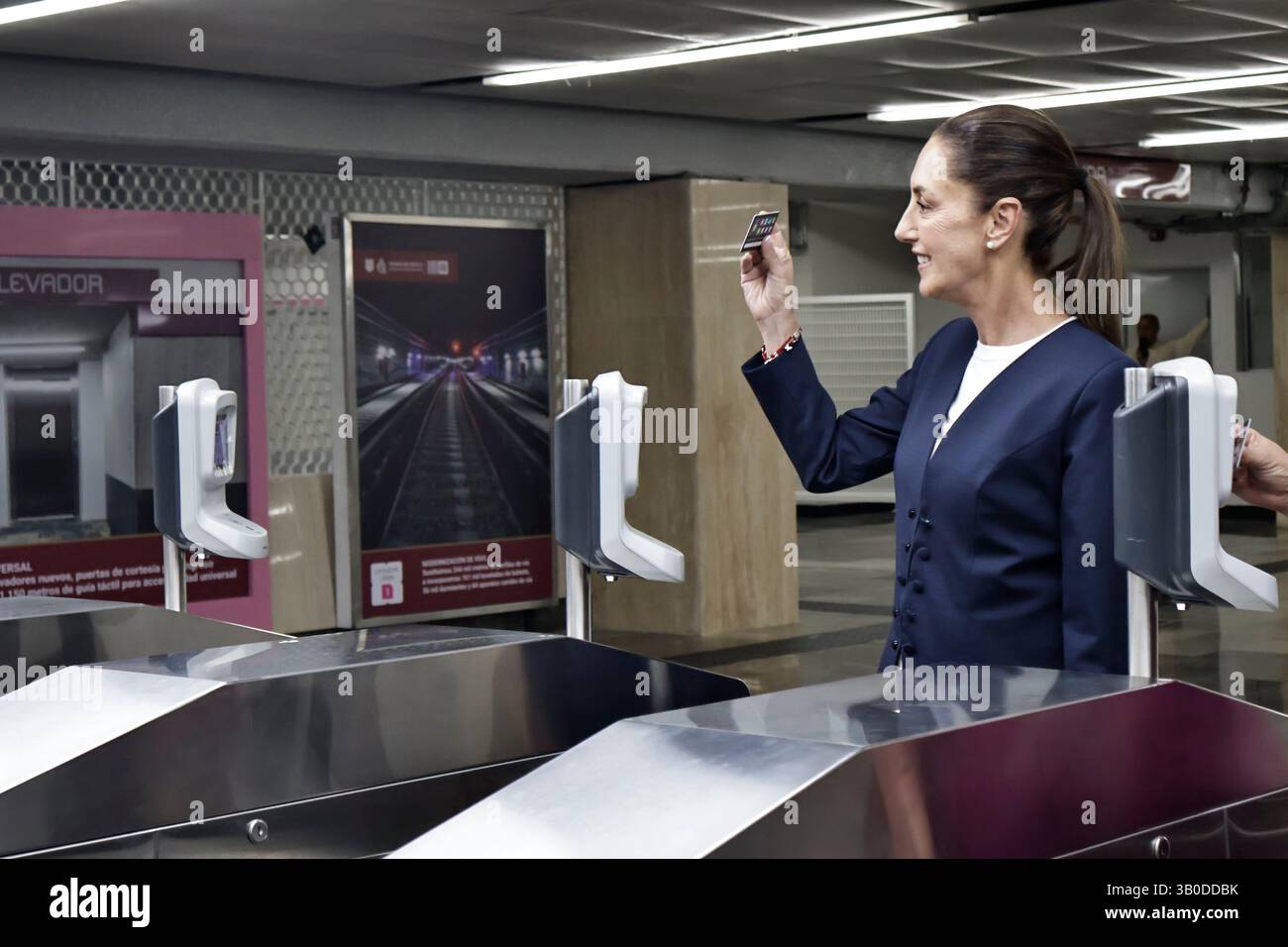 April 23, 2025, Mexico, Cdmx, Mexico: The second stage of the repair ...