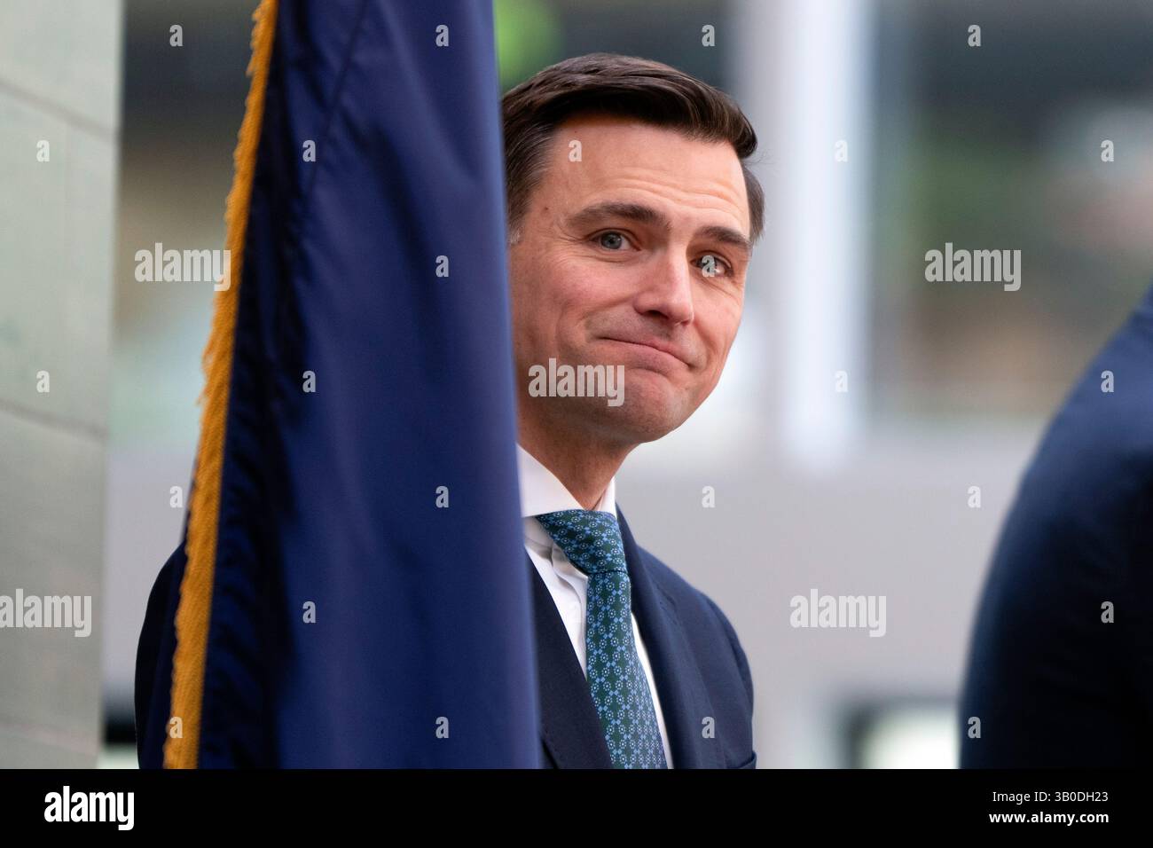 Oregon Attorney General Dan Rayfield listens to Ann Donaca, a homecare ...