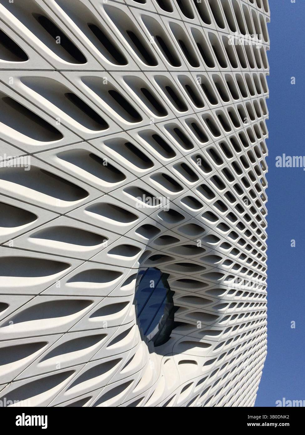 Odd shaped building hi-res stock photography and images - Alamy