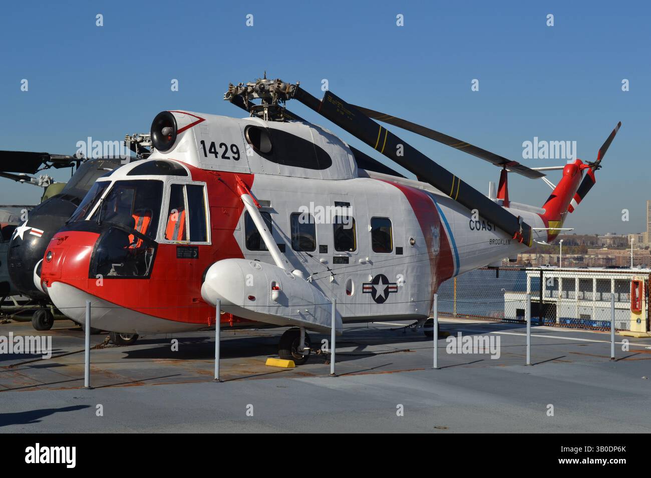 United States Coast Guard, Sikorsky HH-52A Seaguard helicopter Stock ...