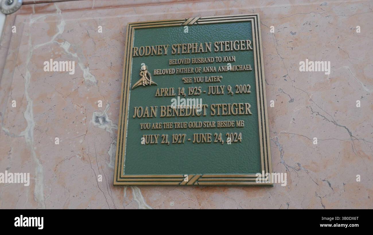 Los Angeles, California, USA 22nd April 2025 Actor Rod Steiger's Grave ...