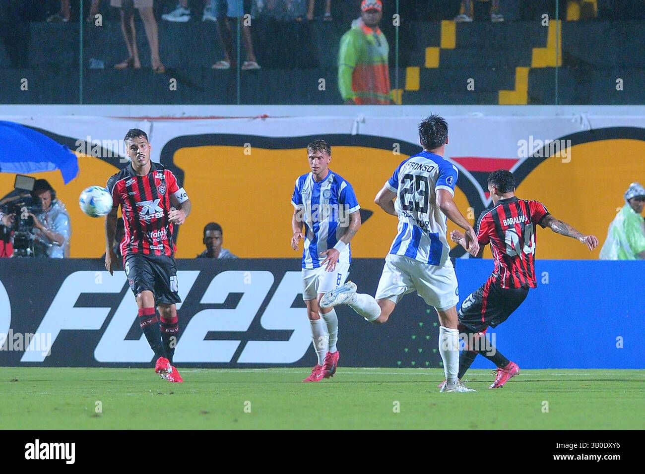 BA - SALVADOR - 04/23/2025 - SOUTH AMERICAN CUP 2025, VITORIA x CERRO ...