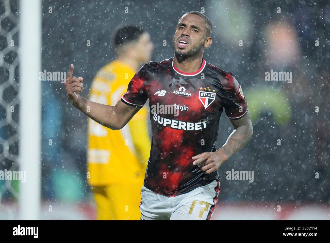 Andre Silva of Brazil's Sao Paulo celebrates scoring his side's second ...