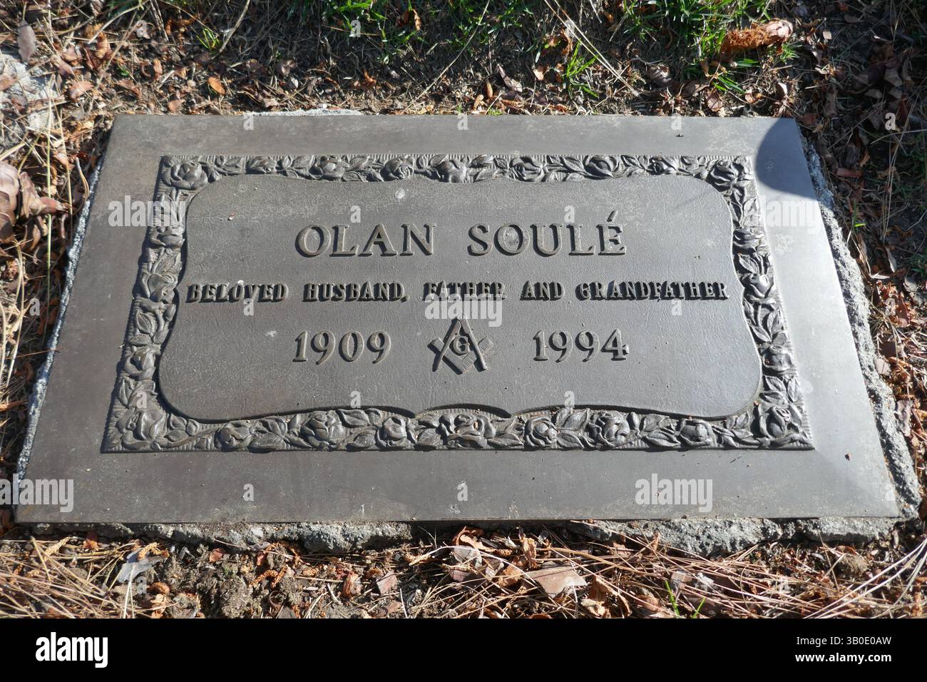 Los Angeles, California, USA 22nd April 2025 Actor Alan Soule Grave in ...