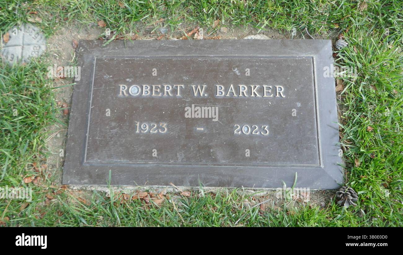 Los Angeles, California, USA 22nd April 2025 Television Personality Bob Barker Grave in ...