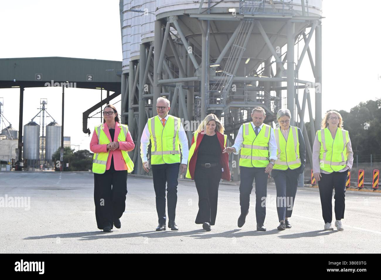 Perth, Australia. 24th Apr, 2025. Australian Prime Minister Anthony ...