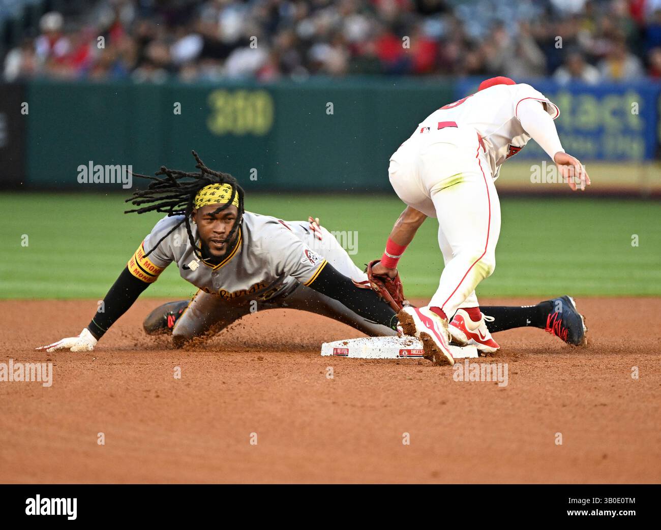 ANAHEIM, CA - APRIL 23: Pittsburgh Pirates center fielder Oneil Cruz ...