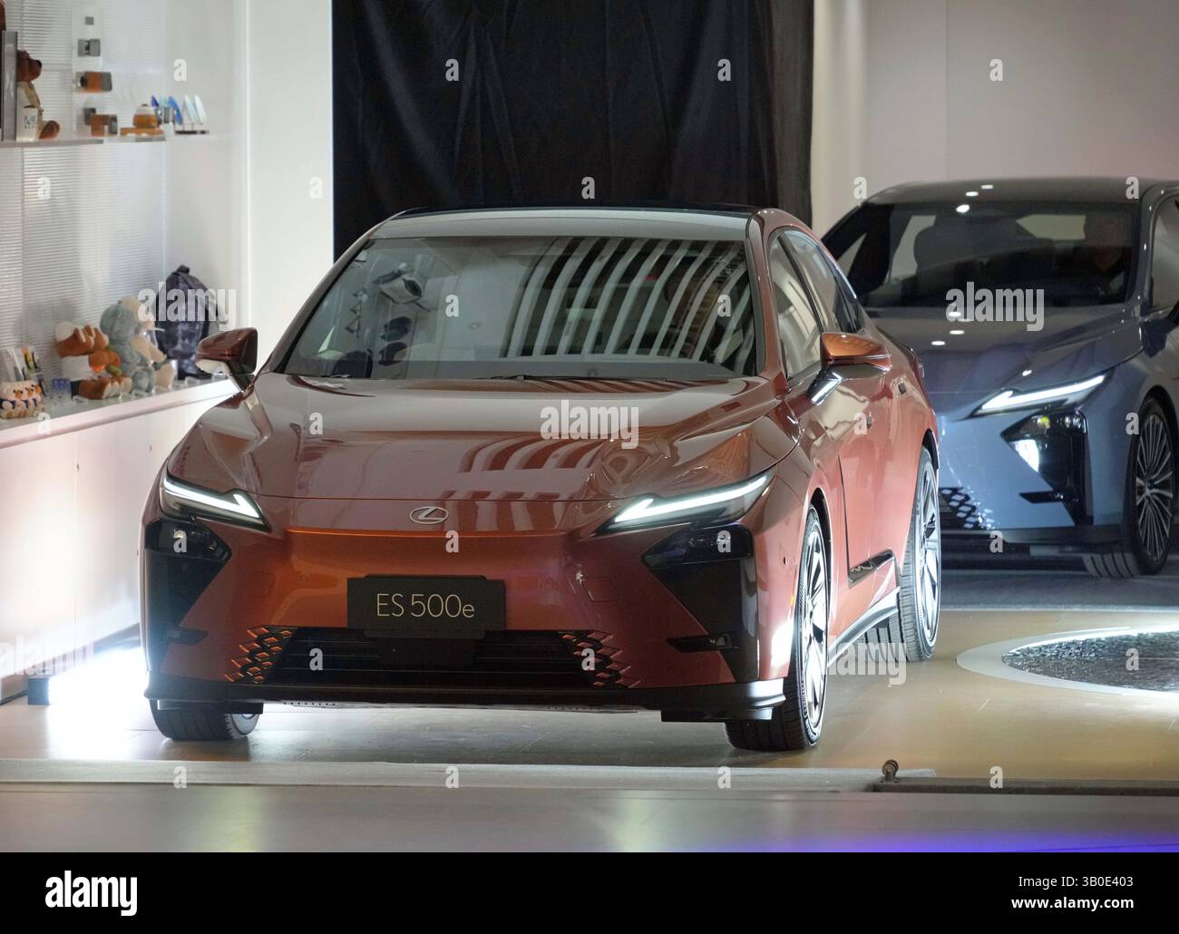 LEXUS unveils the all-new ES (executive sedan), ES500e (front) and ...