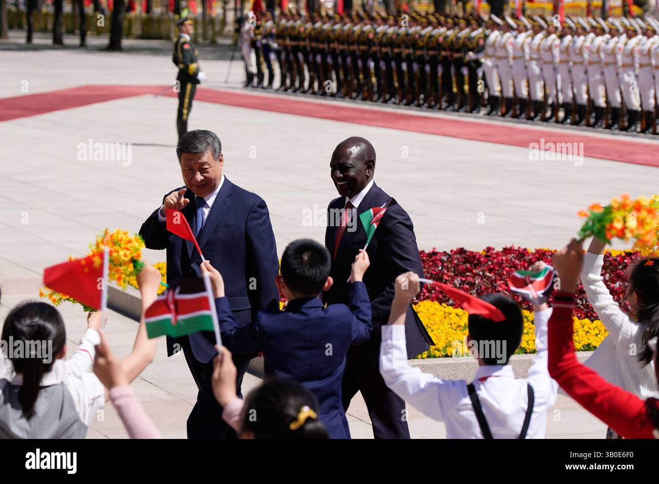 Chinese President Xi Jinping, center left, and Kenyan President William ...