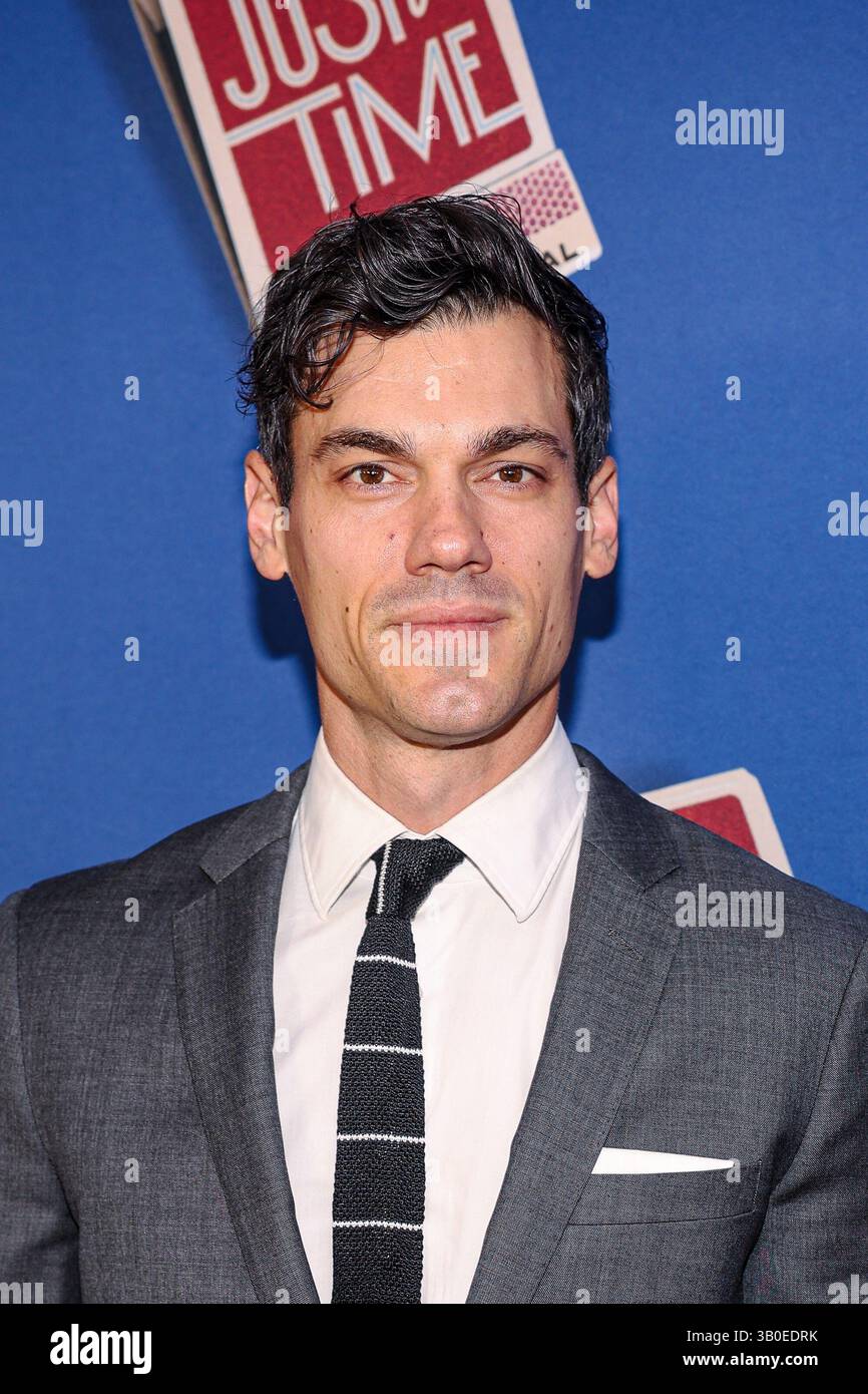 Robert lenzi hi-res stock photography and images - Alamy