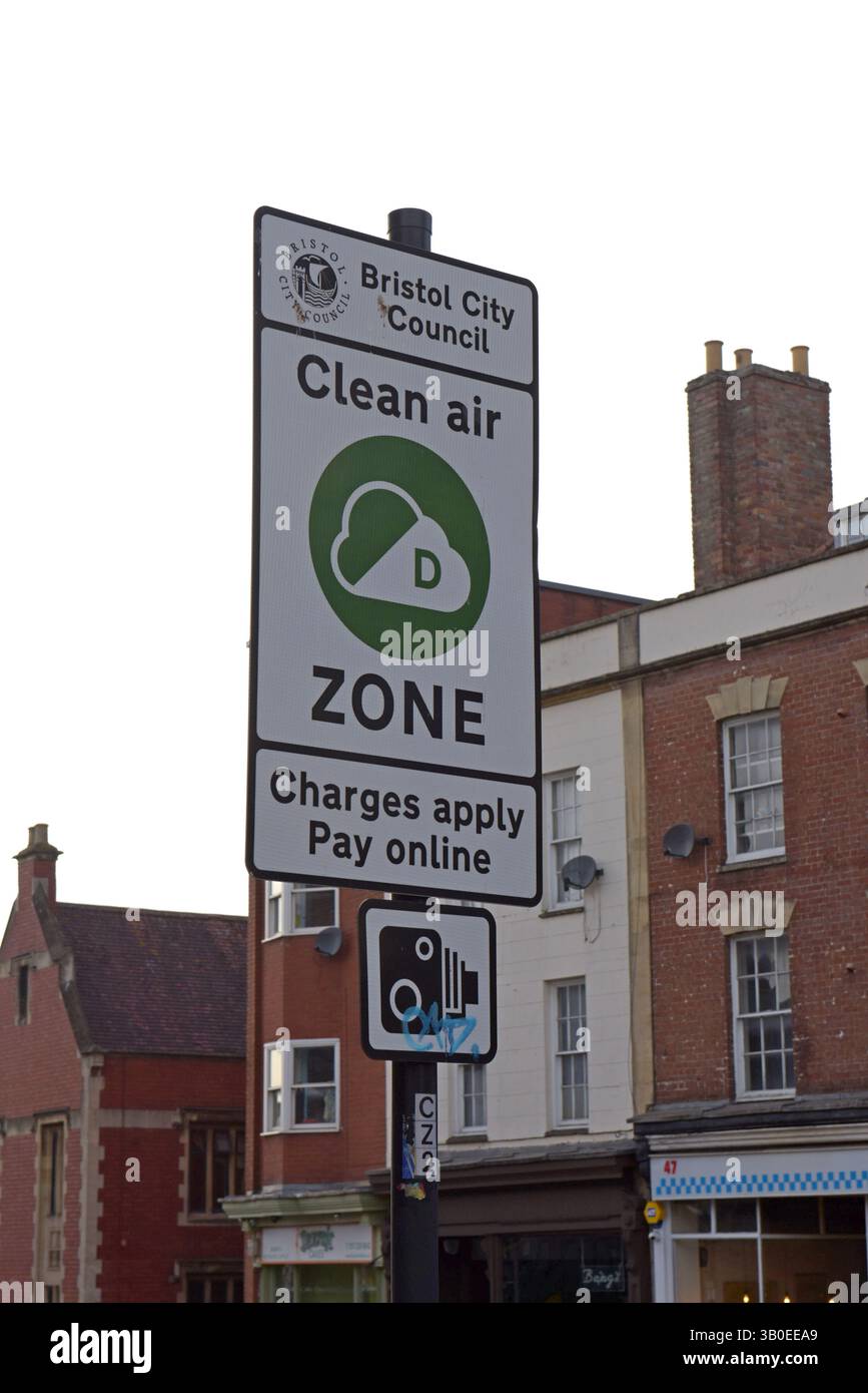 Bristol city centre clean air zone sign, for the low emission vehicle area , April 2025 Stock ...
